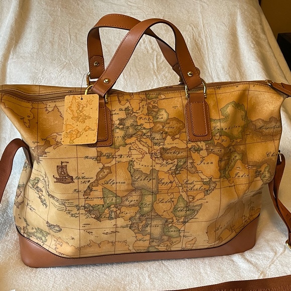 Alviero Martini | Bags | New Alviero Martini Prima Classe Geo Map ...